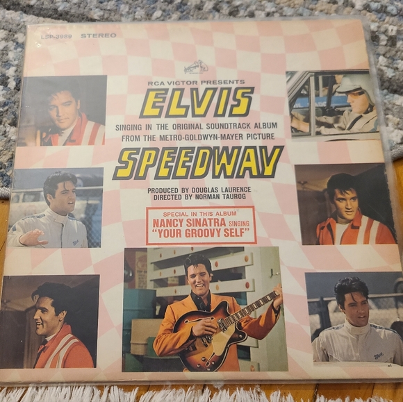 RCA Victor | Media | Rca Victor Presents Elvis Singing In The Original ...